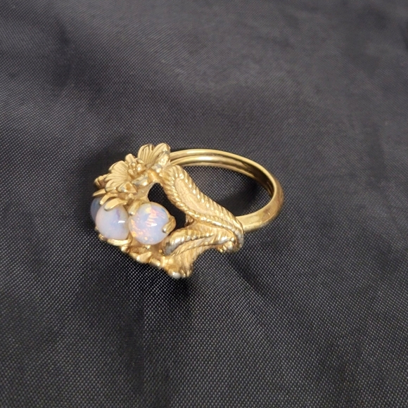 Avon | Jewelry | Vintage Avon Lab Created Opal Gold Tone Sculpted ...